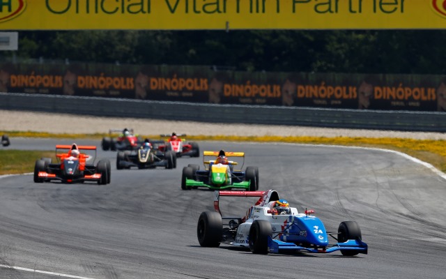 Rowland secures first pole of the season at Spielberg - Formula Scout