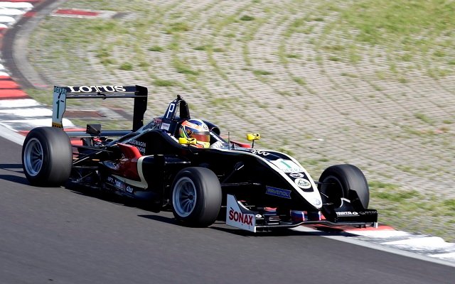 Markelov keeps Kirchhofer behind to win race three at Lausitz - Formula ...