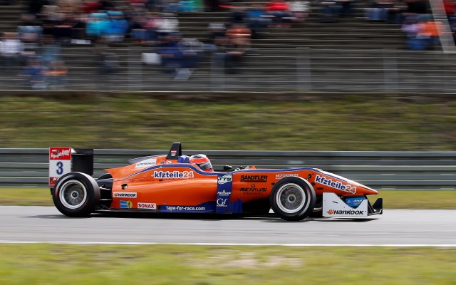 Lucas Auer beats Tom Blomqvist to win final Nurburgring race - Formula ...