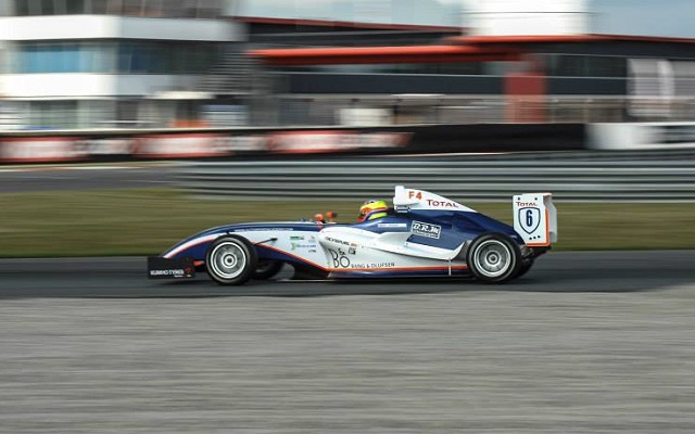 Felix Hirsiger bags Magny-Cours double pole - Formula Scout