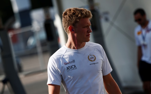 Mitch Gilbert signs with Carlin for 2015 GP3 Series - Formula Scout