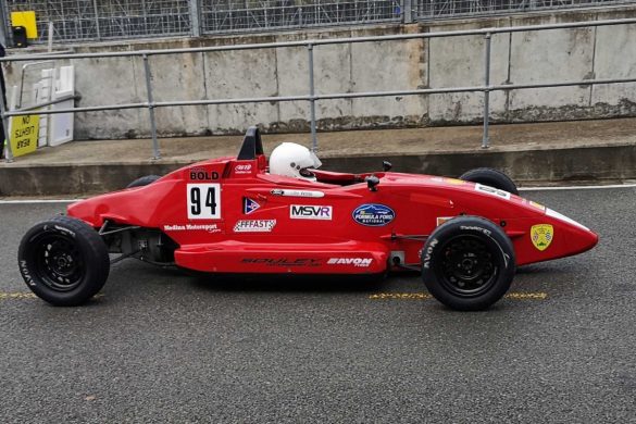 Ollie White prevails in close battle for Walter Hayes semi-final two win