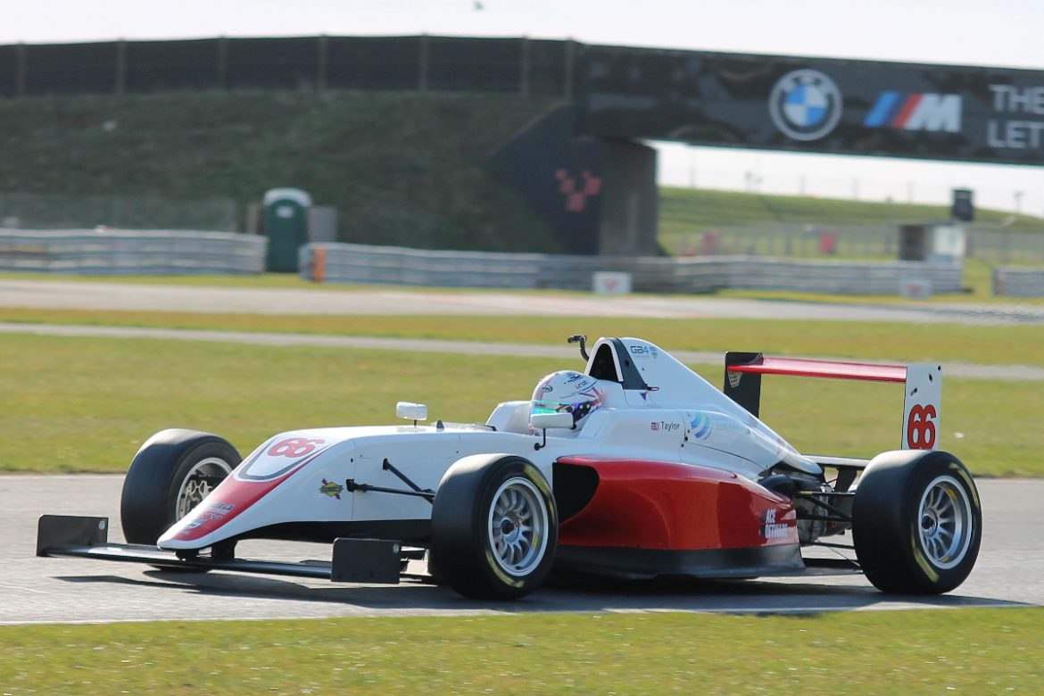 Nikolas Taylor puts Fortec on pole for GB4's first two races - Formula ...
