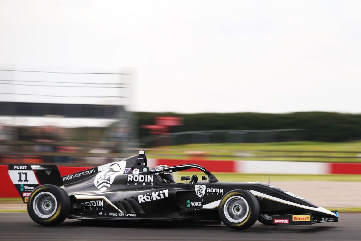 Louis Sharp wins British F4 season opener at Donington - Formula Scout