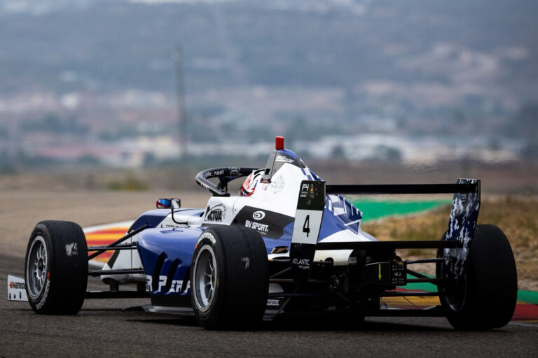 Theophile Nael moves to the top in Spanish F4 with Navarra win ...