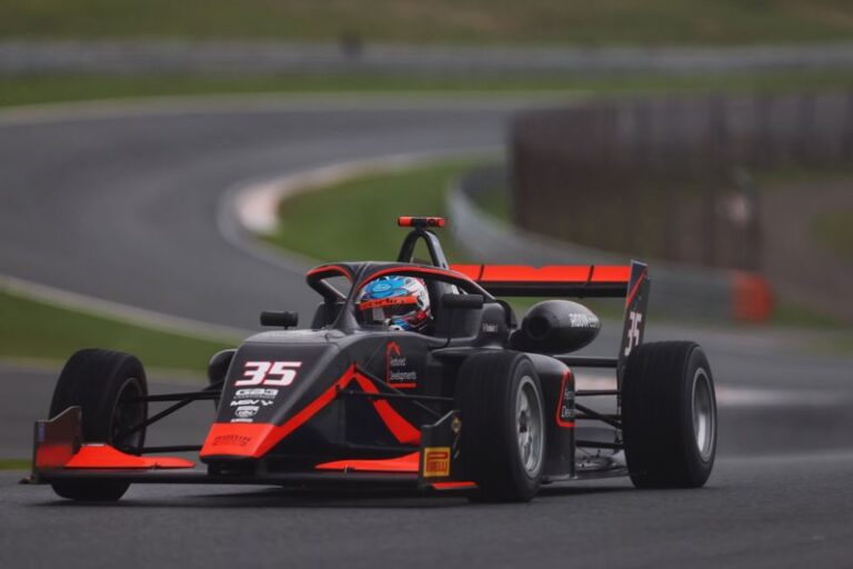 Carlin promotes GB3 champion Callum Voisin to its FIA F3 line-up ...