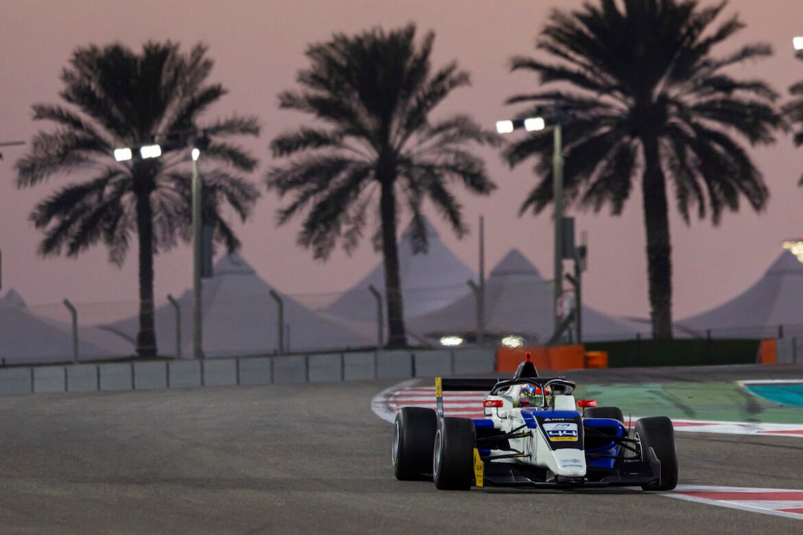 Sainteloc changes its FRME and F4 UAE line-ups for round three in Dubai ...