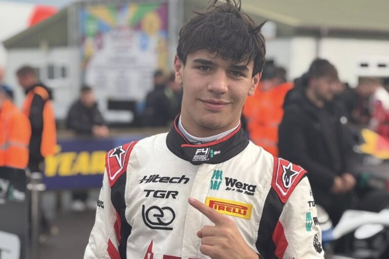 Hitech GP's Leo Robinson gets first British F4 win of 2025 at Thruxton ...